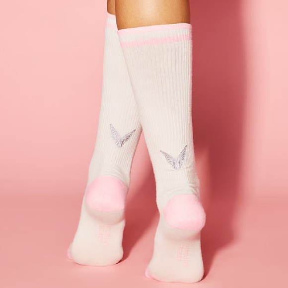 Victoria's Secret | Accessories | Victorias Secret Htf Fashion Show 24 ...